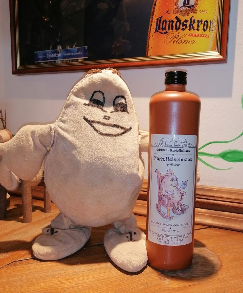 Kartoffelschnaps_Tonflasche - Görlitzer Kartoffelhaus - Gasthaus mit ...